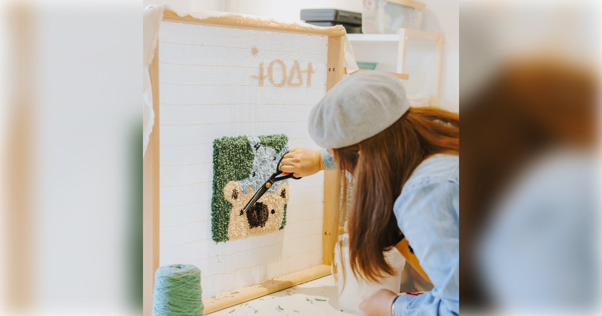 【OFFLINE Lab.離線手作】手作地毯 Tufting 簇絨槍課程(25*25cm)/單人 - TutorABC Shop 精選 - 2025年3月